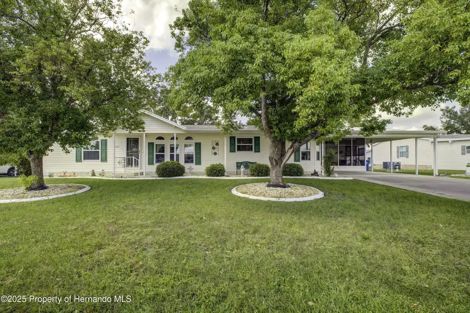 16212 Brookridge Blvd, Brooksville, FL 34613 | 1 photo - Movoto