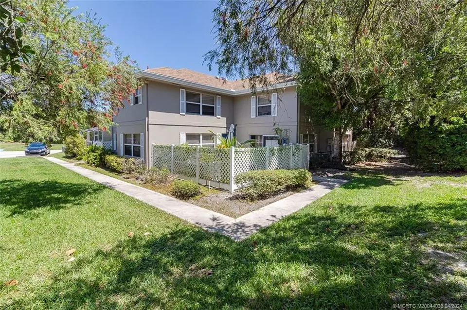 3225 SW Sunset Trace Cir, Palm City, FL 34990 | 30 Photos - Movoto