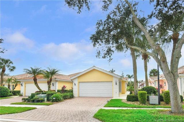 1032 SW Balmoral Trce, Stuart, FL 34997 | 45 Photos - Movoto