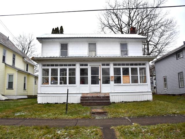 573 Green St, Meadville, PA 16335 | MLS# 189165 | 5 Photos - Movoto