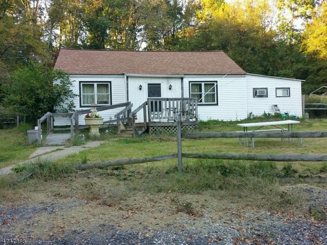 22 Spring Ln, Long Valley, NJ 07853 MLS# 3421011 - Movoto.com