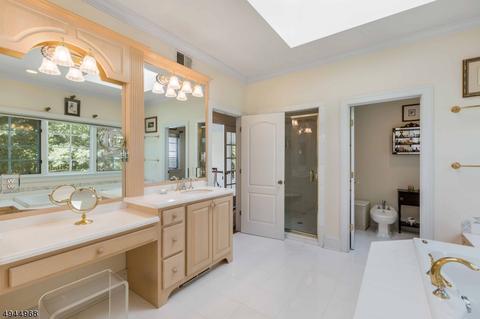 105 Mosle Rd, Far Hills, NJ 07931 | 25 Photos | MLS #3661074 - Movoto