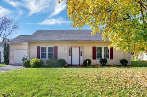 308 Brakeley Ave, Phillipsburg, NJ 08865 | 15 Photos | MLS #3676750 ...