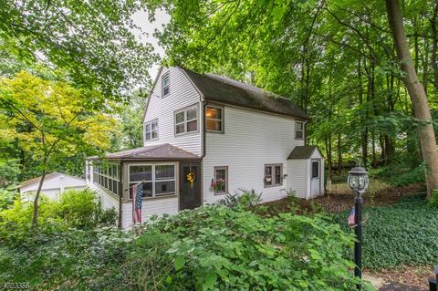 8 Gillette Homes for Sale - Gillette NJ Real Estate - Movoto