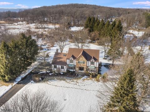 28 Nancy Ter, Hackettstown, NJ 07840 | 25 Photos - Movoto