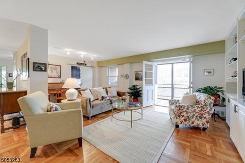 415 Claremont Ave 2c #2C, Montclair, NJ 07042 | 25 Photos - Movoto