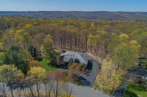 754 Galloping Hill Rd, Franklin Lakes, NJ 07417 - Movoto