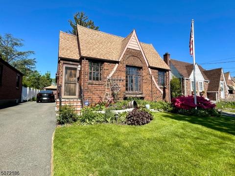 72 Merrill Rd, Clifton, NJ 07012 | 14 Photos - Movoto