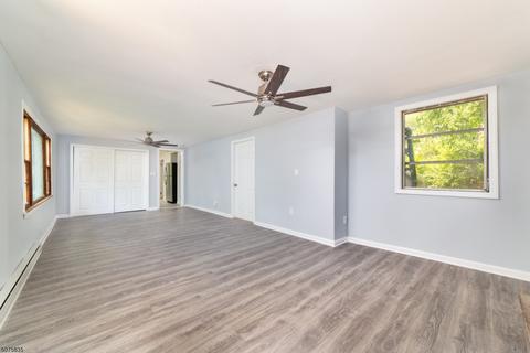 7 Janice St, Stanhope, NJ 07874 | 14 Photos - Movoto