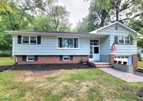 80 Park St, West Caldwell, NJ 07006 | 22 Photos | MLS #3804857 - Movoto