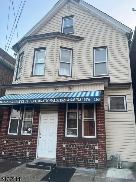 220 Columbia Ave, Passaic, NJ 07055 | 2 Photos | MLS #3816861 - Movoto