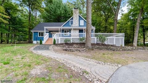 135 Old Clove Rd, Wantage, NJ 07461 | 34 Photos | MLS #3810768 - Movoto