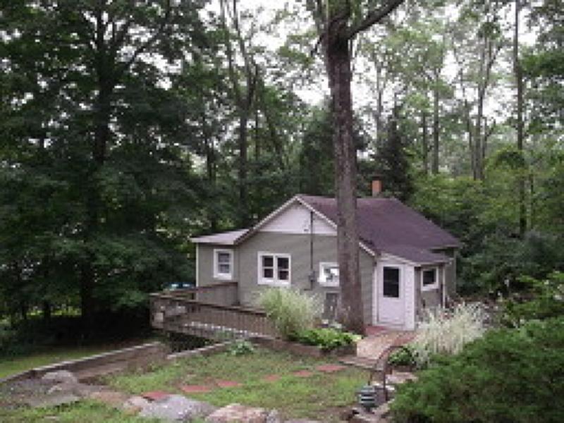 40 Old Woodland Trl, Oak Ridge, NJ 07438 | 1 photo - Movoto