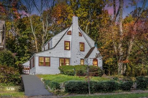 116 Hawthorne Ave, Glen Ridge, NJ 07028 | 29 Photos | MLS #3816718 - Movoto