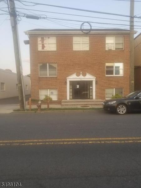 826 W Grand Ave #2-C, Elizabeth, NJ 07202 | 4 Photos | MLS #3800806 ...