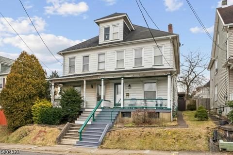 212 Summit Ave, Phillipsburg, NJ 08865 | 23 Photos | MLS #3829326 - Movoto