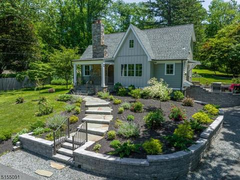 302 W Mendham Rd, Mendham, NJ 07945 - Movoto.com
