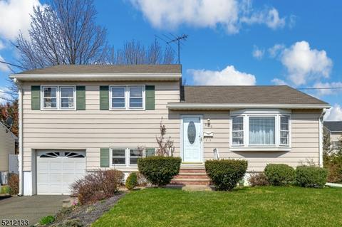 982 Raritan Rd, Clark, NJ 07066 | 24 Photos | MLS #3836170 - Movoto