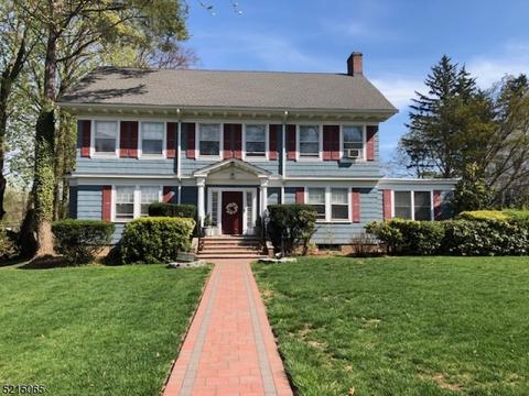 452 Berkeley Ave, Orange, NJ 07050 | 5 Photos | MLS #3840124 - Movoto
