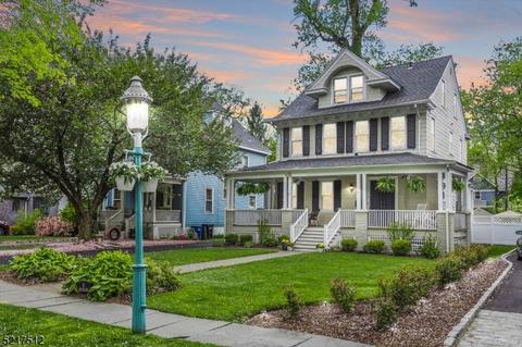 10 Hamilton Rd, Glen Ridge, NJ 07028 | 35 Photos | MLS #3841291 - Movoto