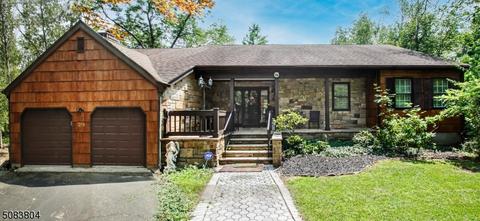 399 Cardinal Dr, Hackettstown, NJ 07840 - Movoto