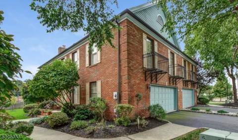 102 Mary Alice Ct, Union, NJ 07083 | 30 Photos | MLS #3847377 - Movoto