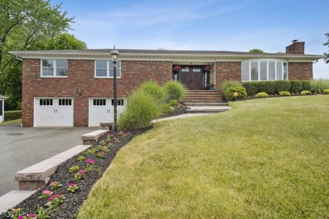 5 Longacre Dr, Livingston, NJ 07039 | 37 Photos - Movoto