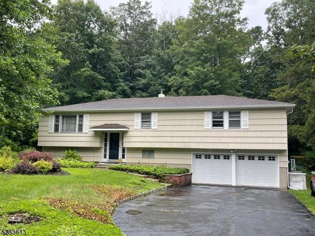 50 Canfield Ave, Randolph, NJ 07869 | 21 Photos - Movoto