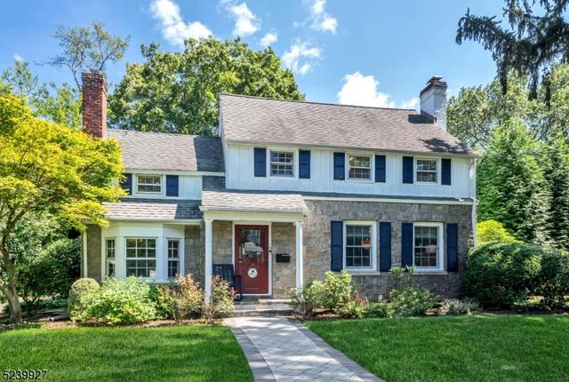 15 Walnut Pl, Allendale, NJ 07401 | 29 Photos - Movoto