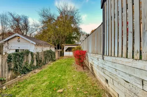 1083 Alps Rd, Wayne, NJ 07470 | 44 Photos - Movoto