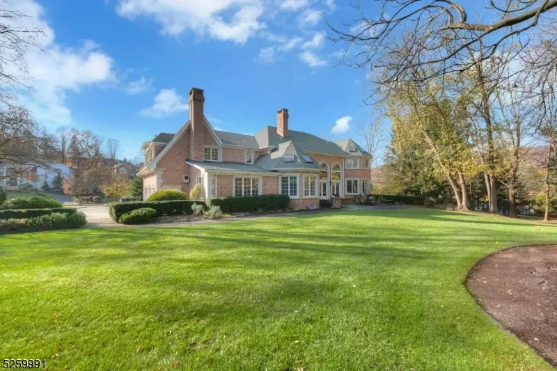 47 Crocker Mansion Dr, Mahwah, NJ 07430 | 42 Photos - Movoto