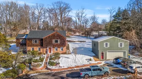 Watchung, NJ Real Estate & Homes For Sale - Movoto