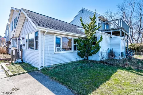 146 Main St, Keansburg, NJ 07734 | 1 photo - Movoto
