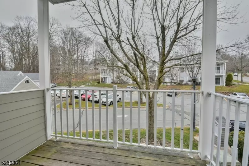 1090 Devon Ct #1090, Mahwah, NJ 07430 | 22 Photos - Movoto