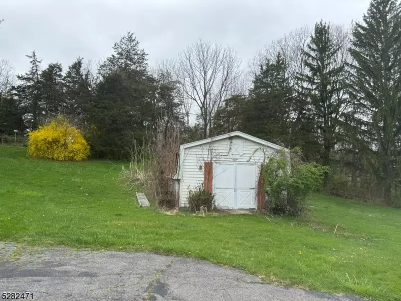 35 Prices Switch Rd, Vernon, NJ 07462 | 4 Photos - Movoto