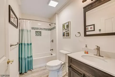 41 Chelsea Ct, Franklin Park, NJ 08823 | 31 Photos - Movoto