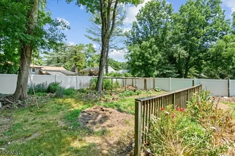 73 E Mcclellan Ave, Livingston, NJ 07039 | 38 Photos - Movoto