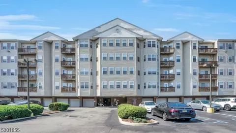 375 Rifle Camp Rd #111, Woodland Park, NJ 07424 | 17 Photos - Movoto