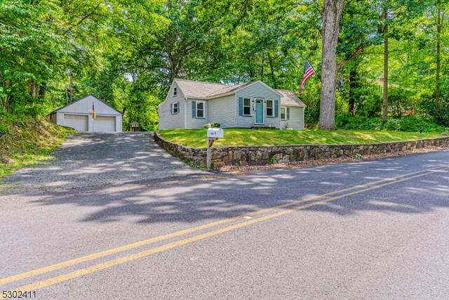 71 Richard Mine Rd, Dover, NJ 07801 | 48 Photos - Movoto