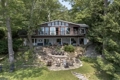 35 W Shore Trl, Sandyston, NJ 07826 | 19 Photos - Movoto