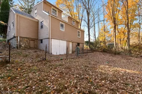 15 River Rd, Oak Ridge, NJ 07438 | 24 Photos - Movoto