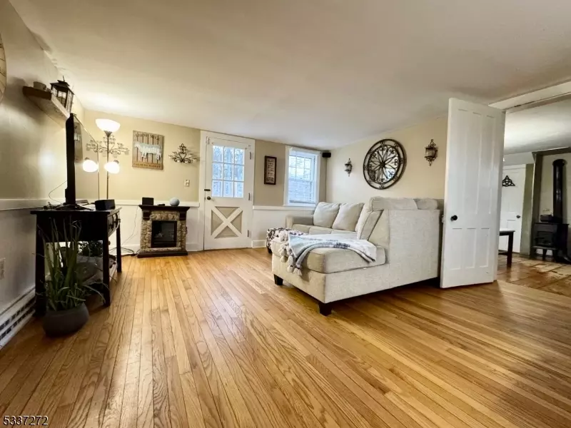 935 Middleville Rd, Newton, NJ 07860 | 20 Photos - Movoto