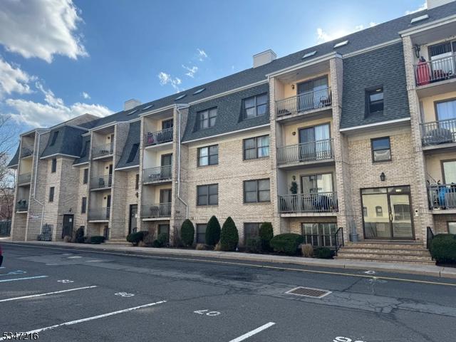 120 Westfield Ave #2, Elizabeth, NJ 07208 | MLS# 3953628 | 11 Photos ...