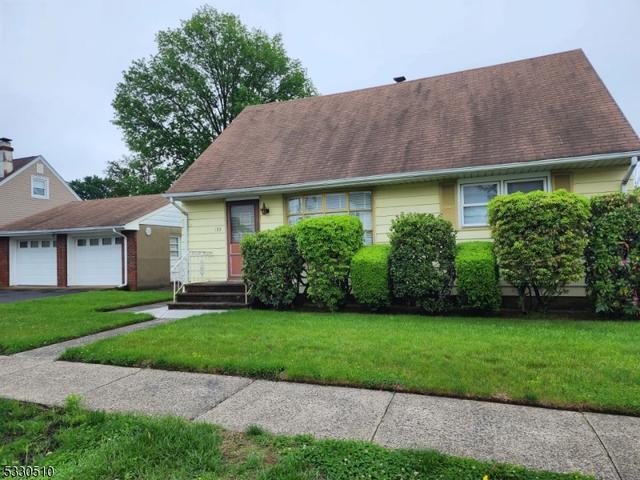 133 Major St, Clifton, NJ 07012 | MLS# 3963723 | 24 Photos - Movoto