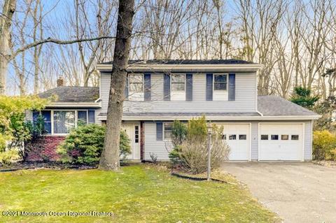 17 Pinewood Dr, Manalapan, NJ 07726 | 2 Photos | MLS #22138542 - Movoto