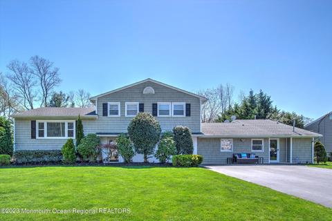 6 Judith Ct, Wanamassa, NJ 07712 | 54 Photos | MLS #22310178 - Movoto