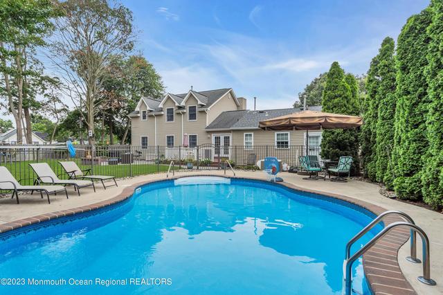 837 Beaver Dam Rd, Point Pleasant, NJ 08742 - Movoto