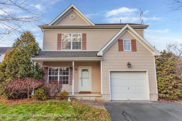 14 Bank St, Aberdeen, NJ 07747 | 33 Photos - Movoto