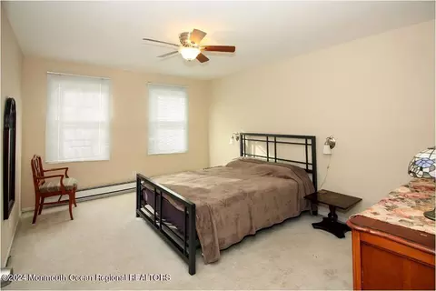 30 Plaza De Las Flores # B, Freehold, NJ 07728 | 15 Photos - Movoto