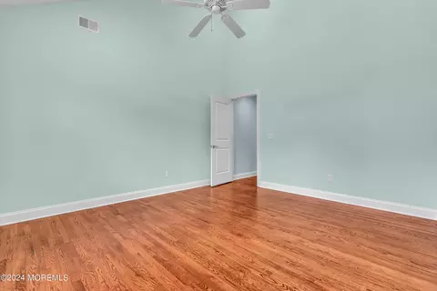 1252 Raider Way, Toms River, NJ 08753 | 83 Photos - Movoto
